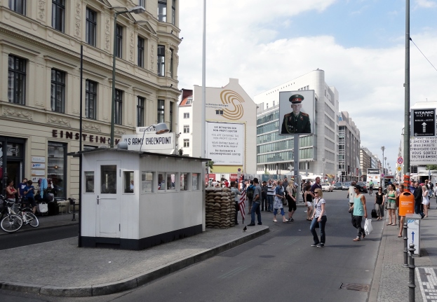 Experience Cold War atmosphere and a divided Berlin