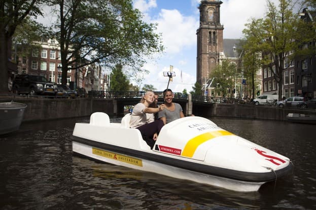 Waterfiets Amsterdam | Huur een Canal bike | stromma.nl