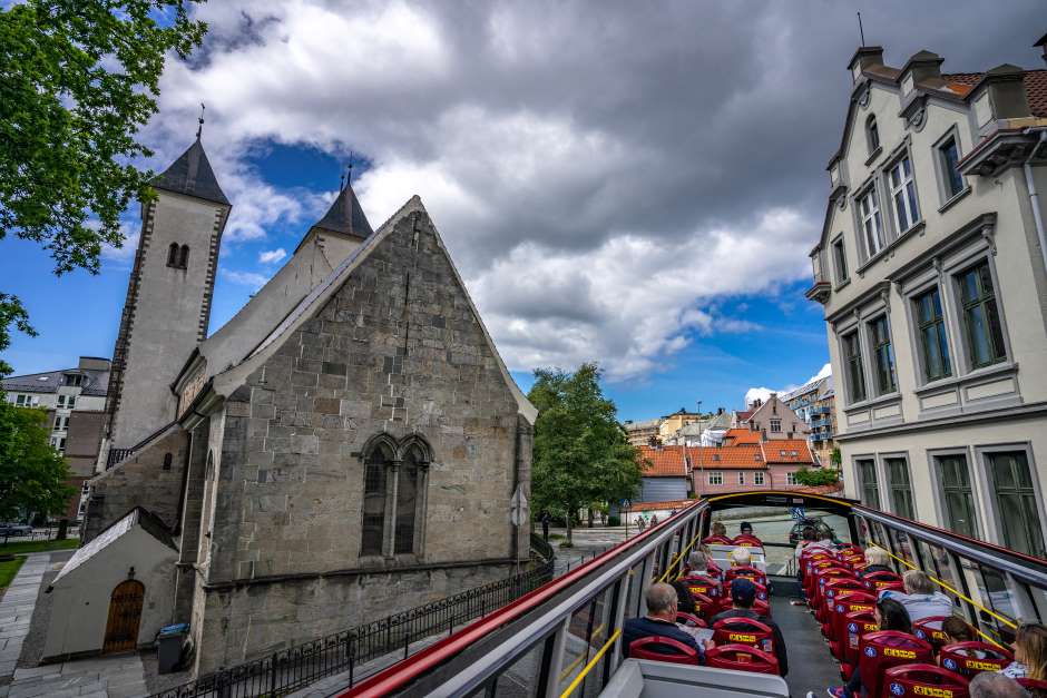 Explore the top Bergen Churches today | stromma.com